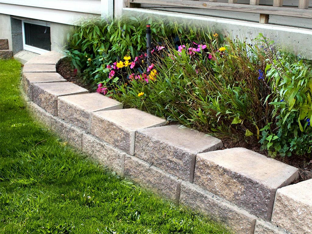 Masters Concrete | Hardscapes | Liberty Stone Garden Wall