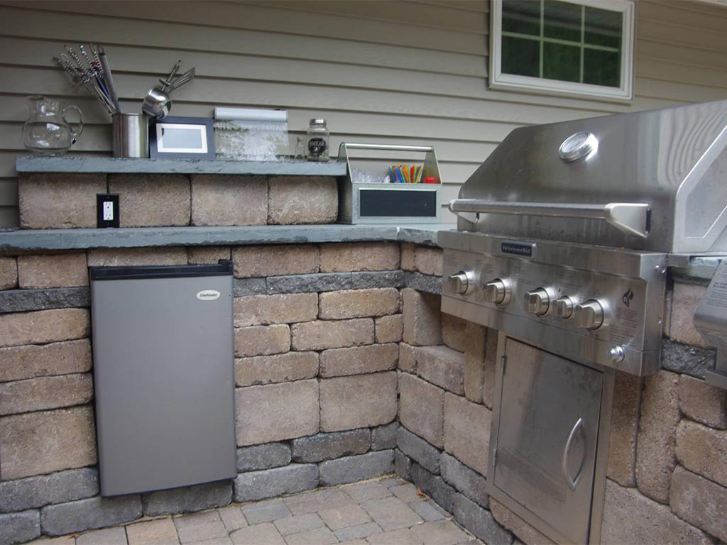 Masters Concrete | Hardscapes | Liberty Stone Chateau Wall