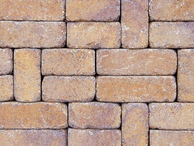 Masters Concrete | Hardscapes | Liberty Stone Chateau Wall