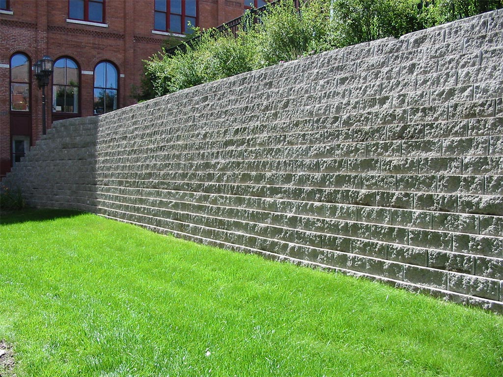 Masters Concrete | Hardscapes | Quarry Pier Caps